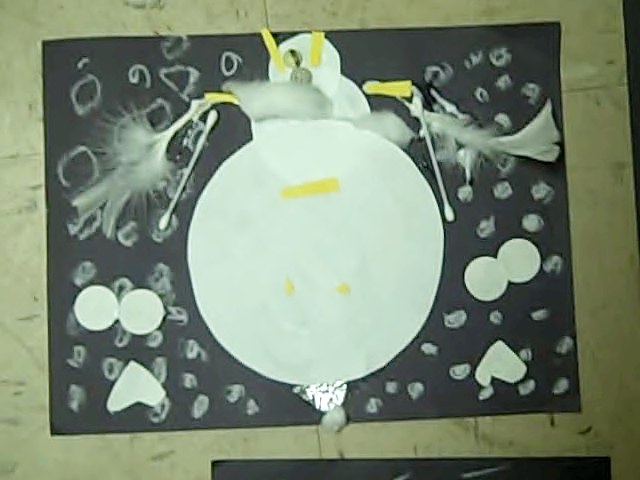 Winter crafts for kids: Make a snow collage