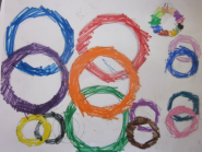 Overlapping circles. Teaches the perspective of objects in front and behind